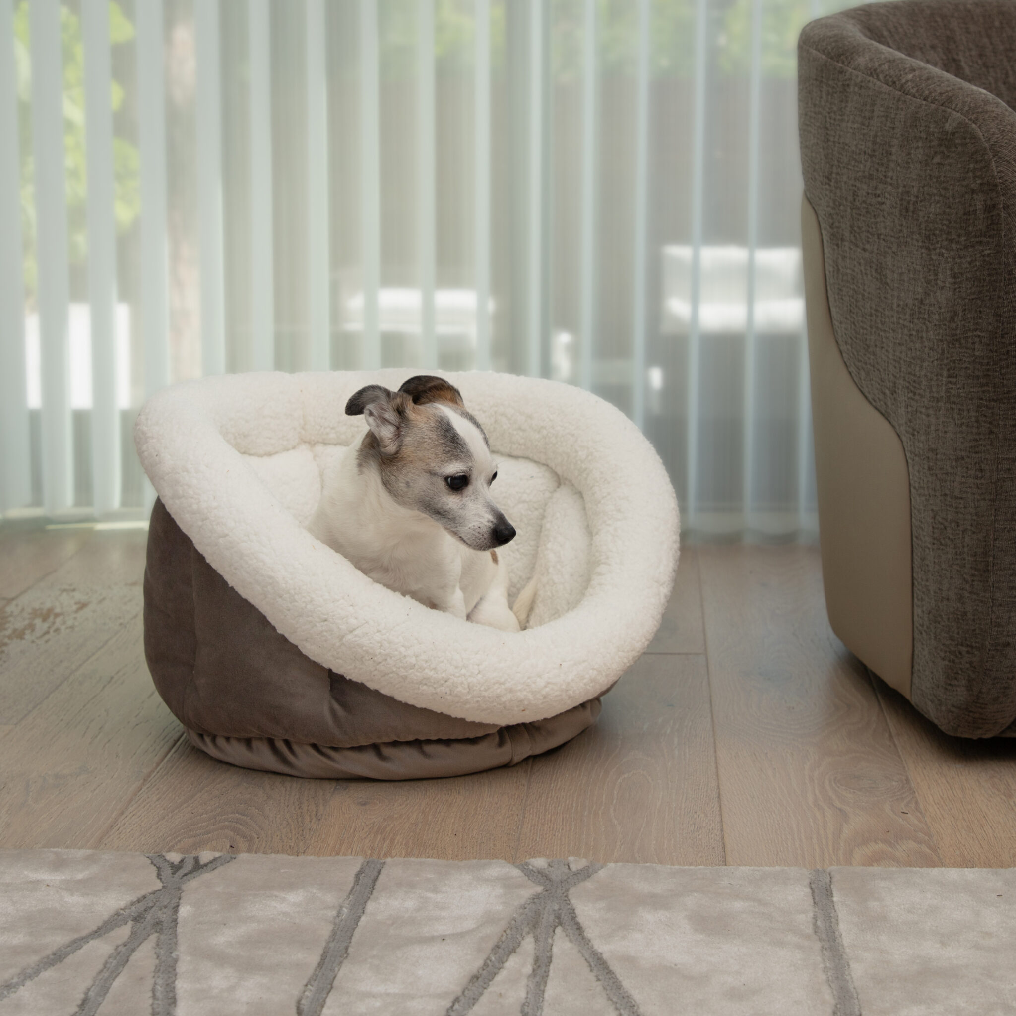 Sherpa/Velvet Cuddler Cup Pet Bed – Sherry Kline Pet Collection